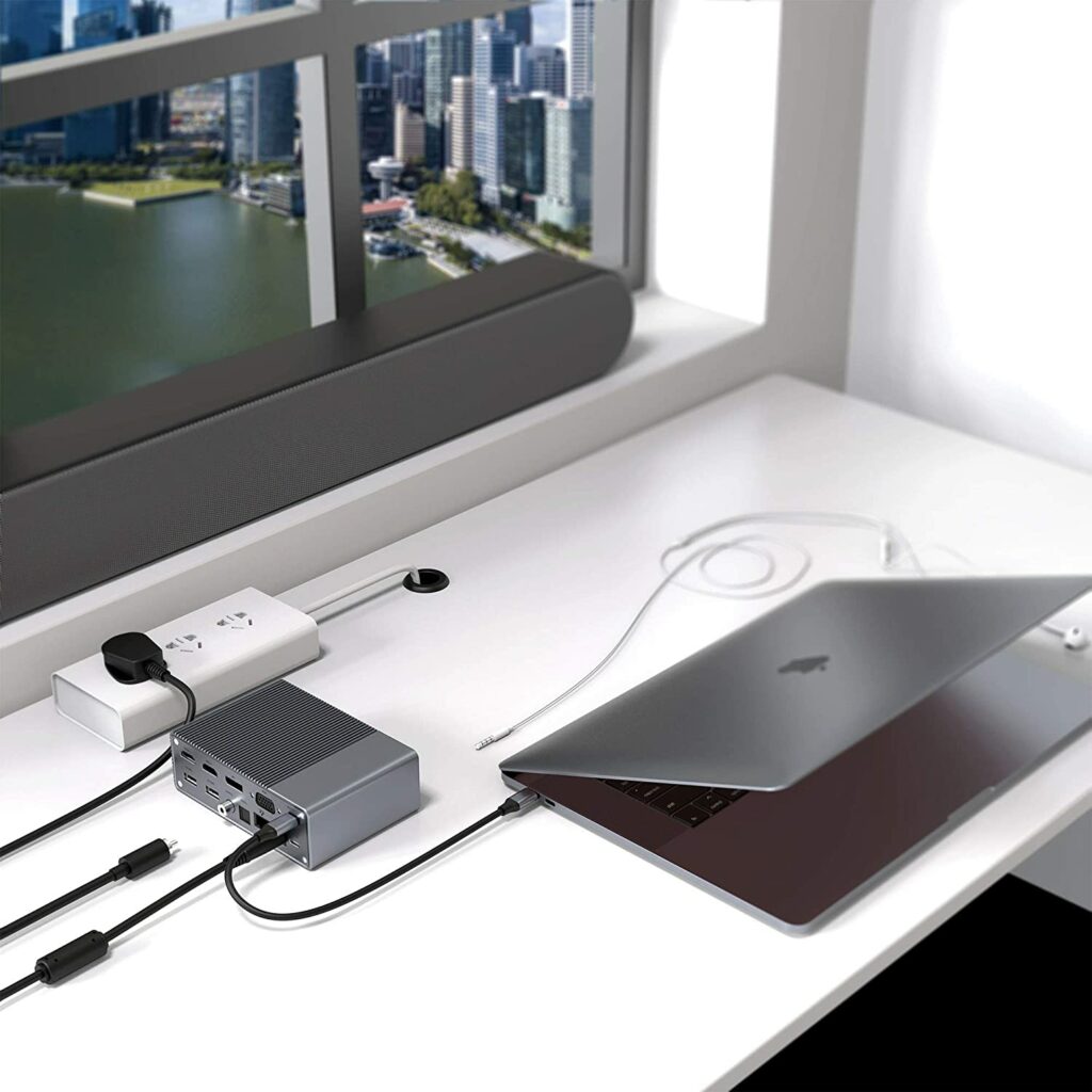 HyperDrive GEN2 USB C Docking Station | Tech It Out