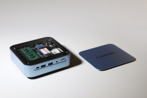 One Pc: PC desktop with the size of your palm | Tech It Out